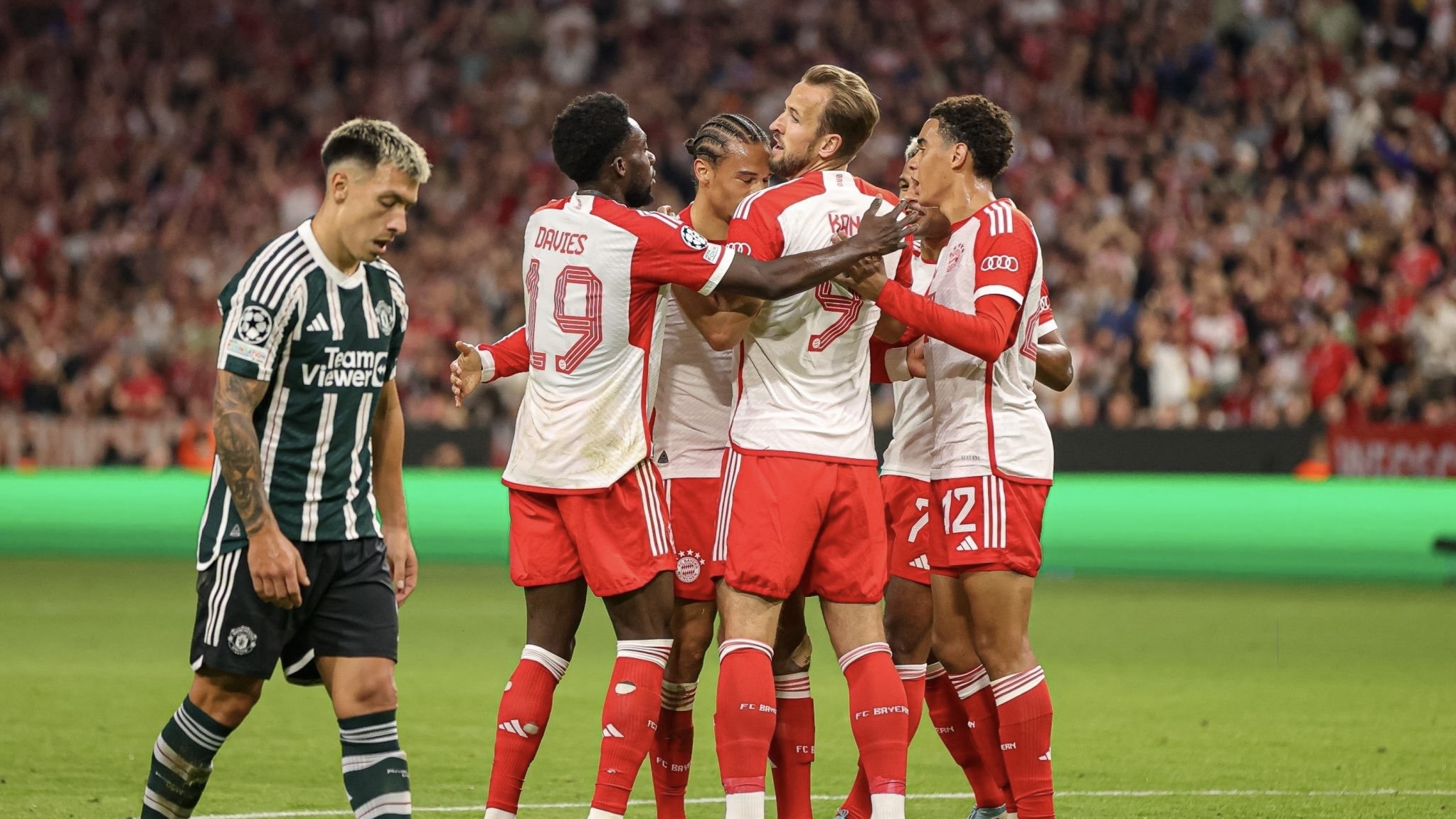 هەڵسەنگاندنی یاریزانانی بایرن میونشن و مانچێستەر یونایتد - Yariga