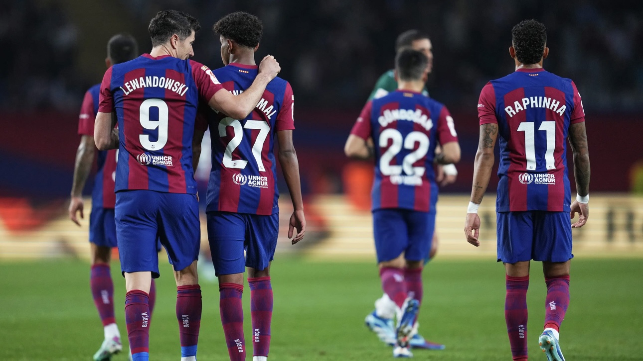 هیلال ئەستێرەیەكی بارسێلۆنای دەوێت - Yariga