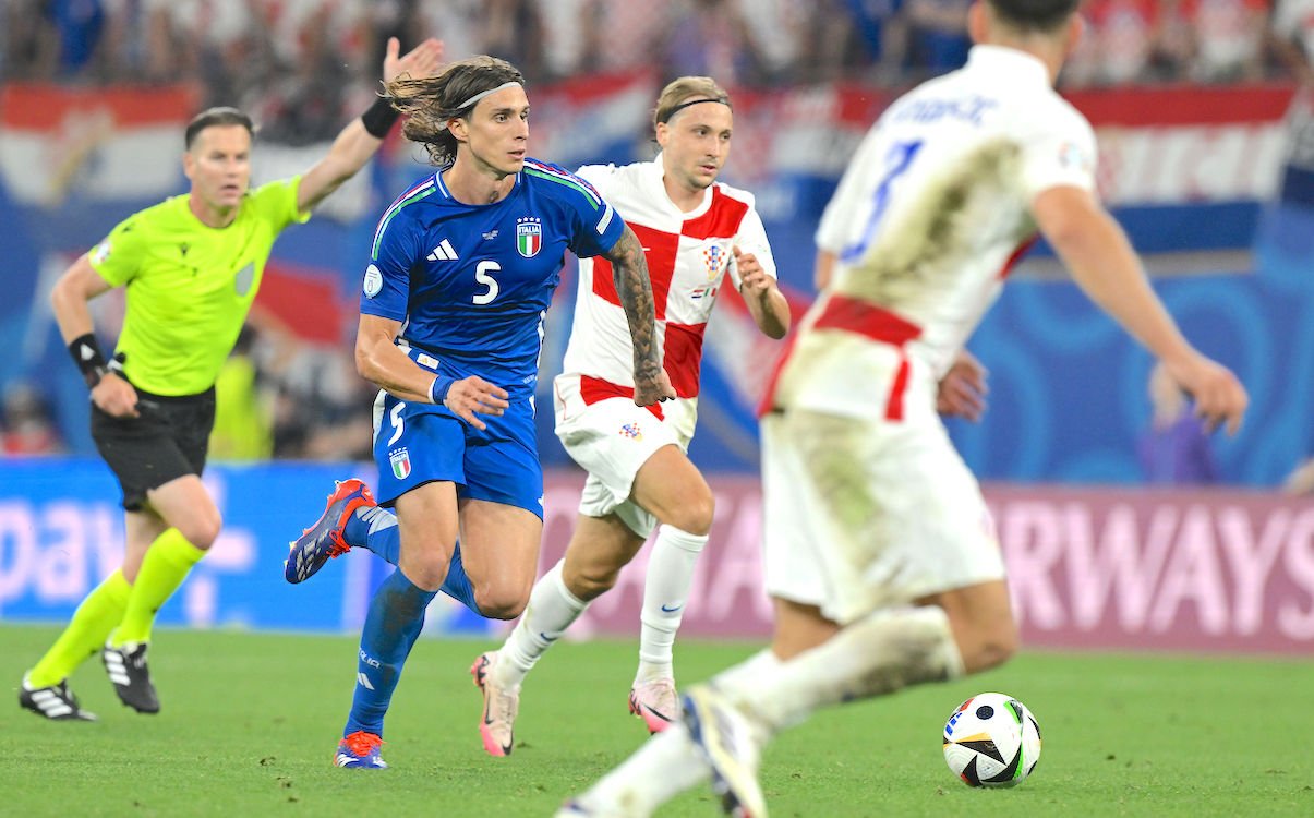 دوو یانەی پرێمەرلیگ شەڕی بەدەستهێنانی ئەستێرەیەکی ئیتاڵیا دەکەن - Yariga