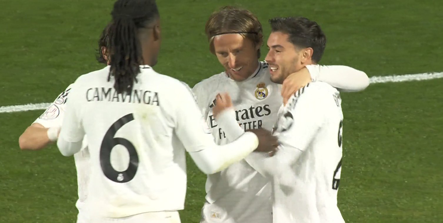 ڤیدیۆ: گۆڵی چوارەمی ریاڵ مەدرید - Yariga